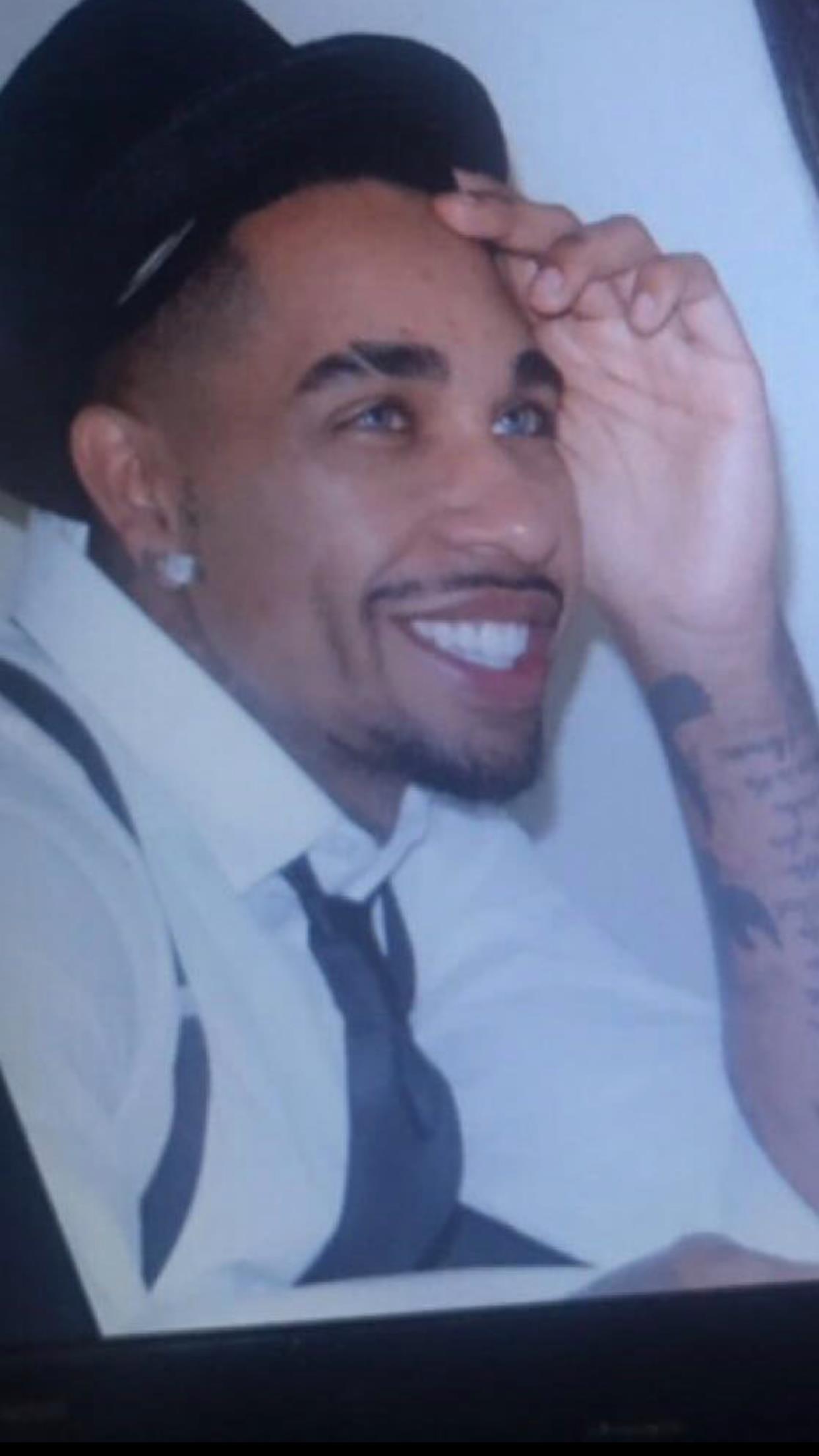 Samuel Riggins's Model portfolio